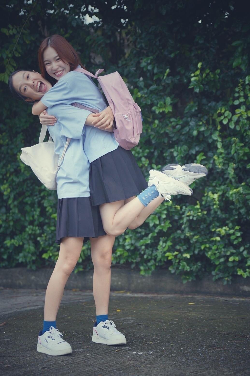 泰國GL劇《世界傾斜23.5度》好香！女女CP甜蜜互動可愛爆擊！ | LalaTai 拉拉台